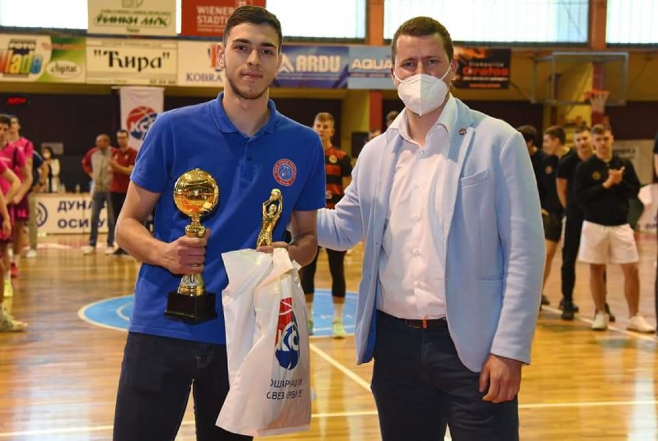Piroćanac Vuk Vasić, ubedljivo najbolji junior u Srbiji. Vuk je MVP ...