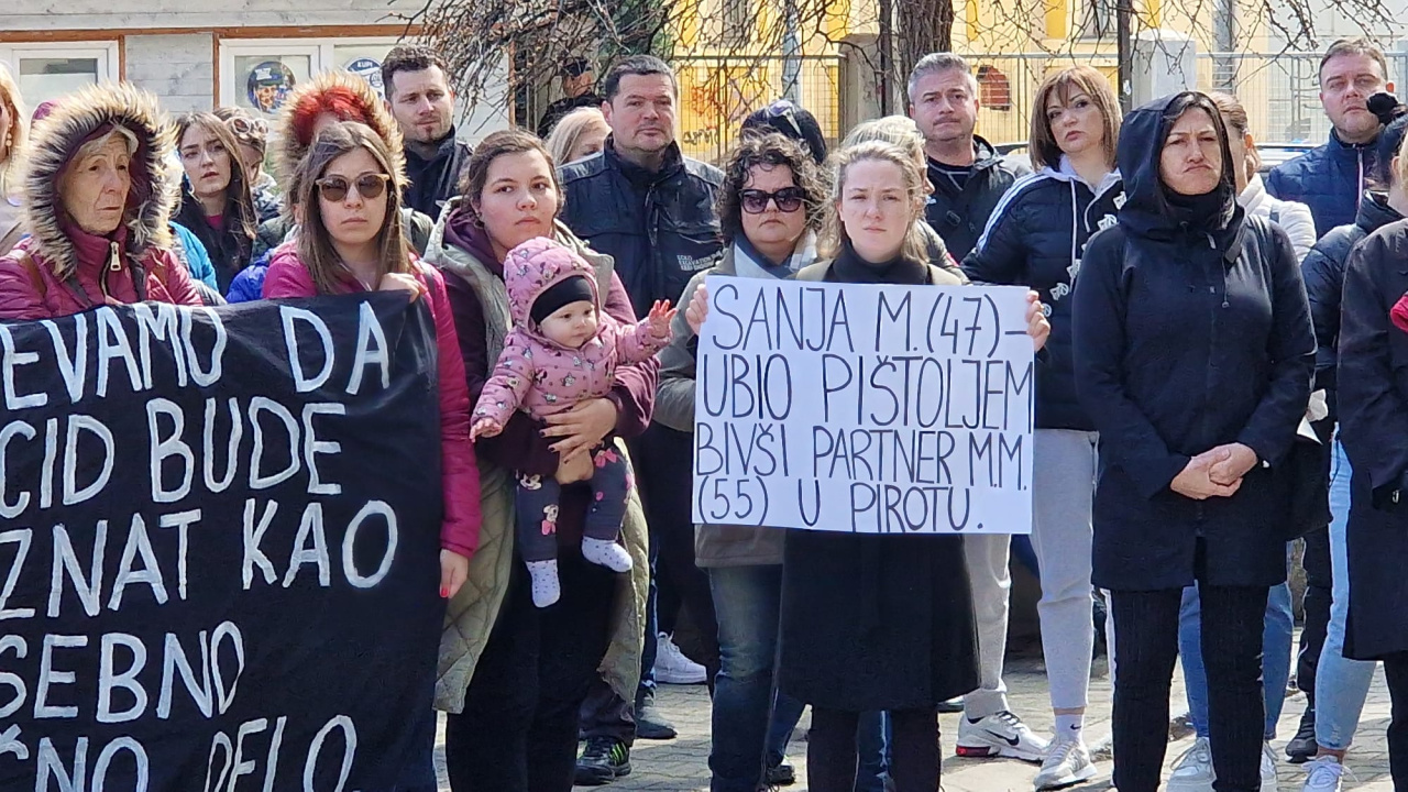 DOSTA! - Pirot Plus Online